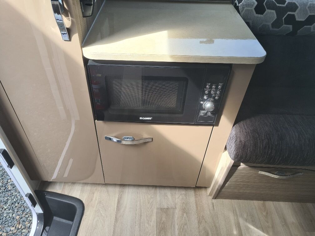 Avan Aspire 499 pop top | Golf Super Centre