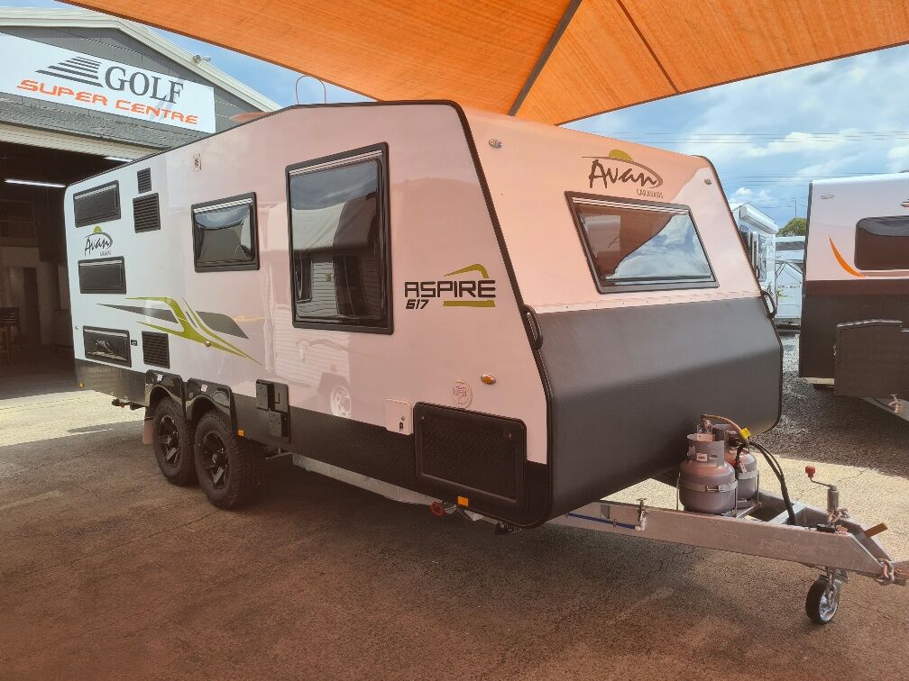 Avan Aspire 617 3 Bunk Adventure Pack | Golf Super Centre